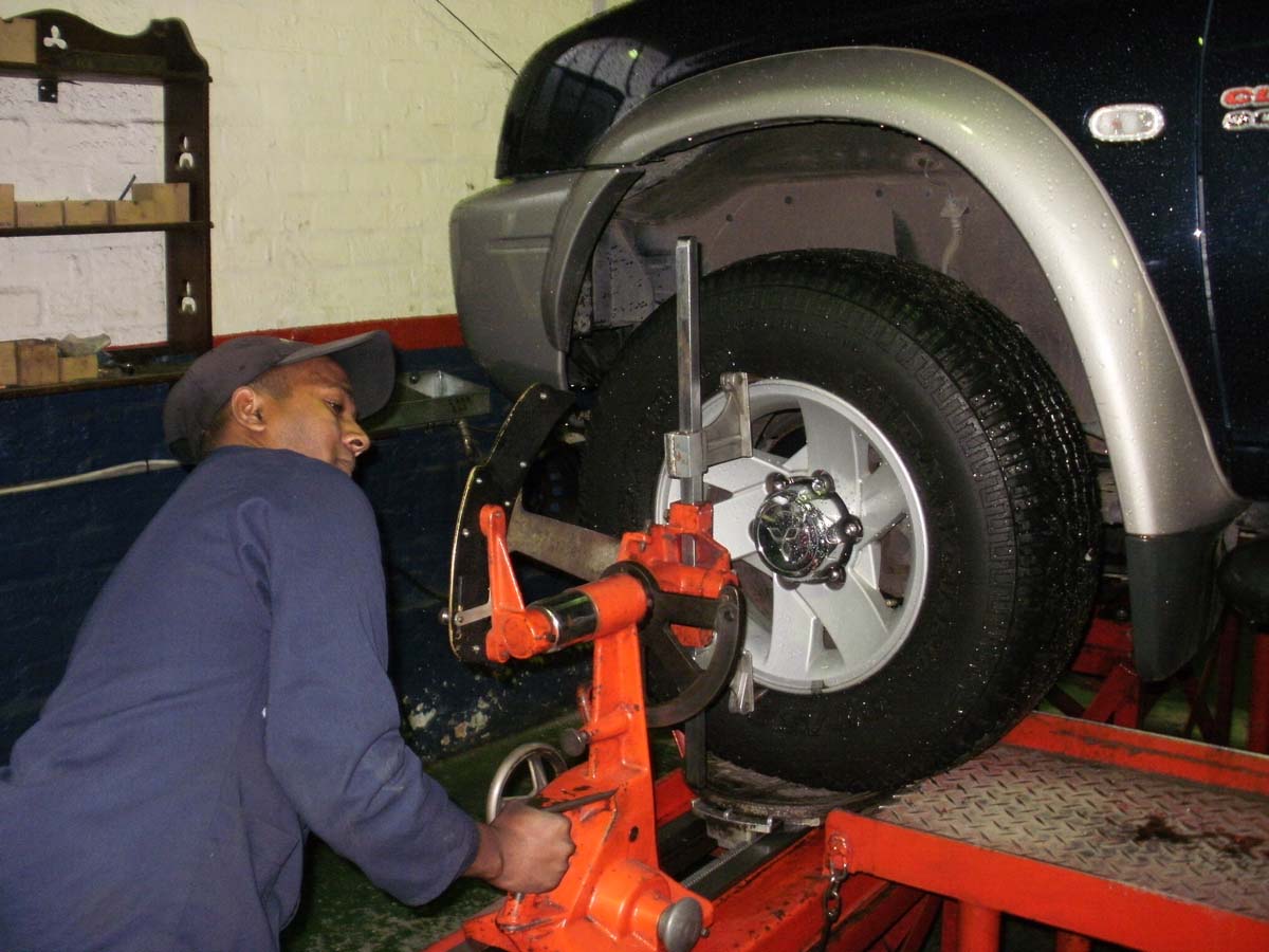 Expert Tips on the Importance of Car Alignment Near Me