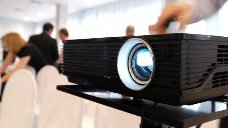 The Use Cases of Projectors - Dohaj Blog